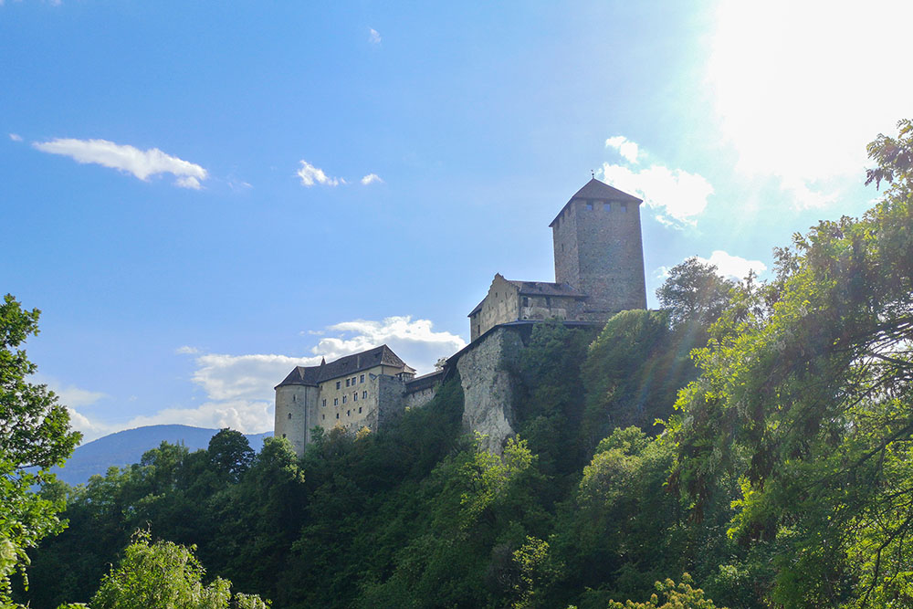 Girovagando | Escursione Tra Boschi E Antichi Castelli: Da Parcines A ...